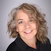 Stephanie Davis | About | Virginia Tech